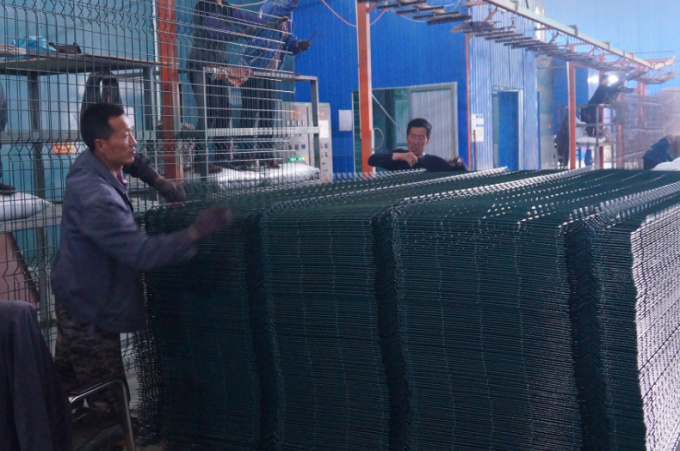 3d Bending Curved Welded Wire Mesh Protecting Garden Fence