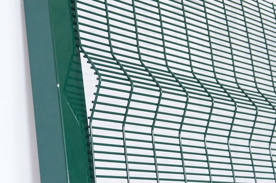 358 Burglar Fence Black Welded Wire Mesh Fencing Panels High Security