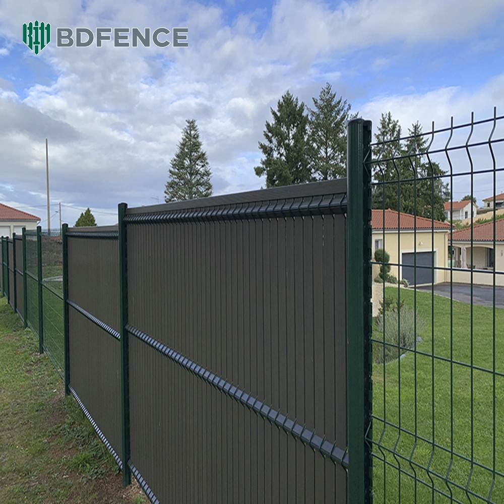 High Security Wire Mesh Fence 3D V Bending Curved Garden Farm Fence for Perimeter Security